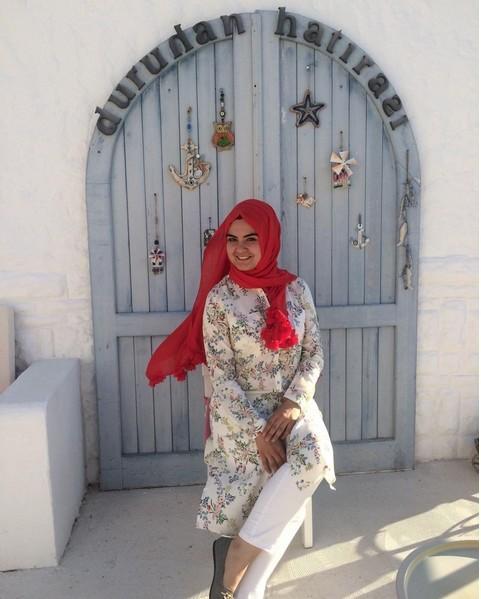 Hanife de tatile çıktı! - Magazin Haberleri - Milliyet