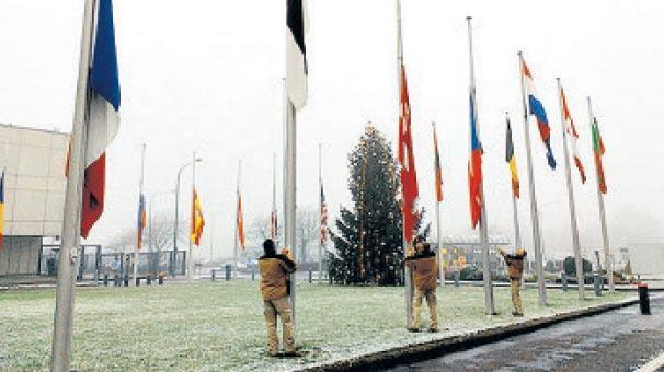NATO’da bayraklar İstanbul için yarıda - Güncel Haberler