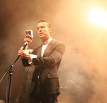 Cem Adrian yeniden Jolly Joker'de! - Yaşam Haberleri