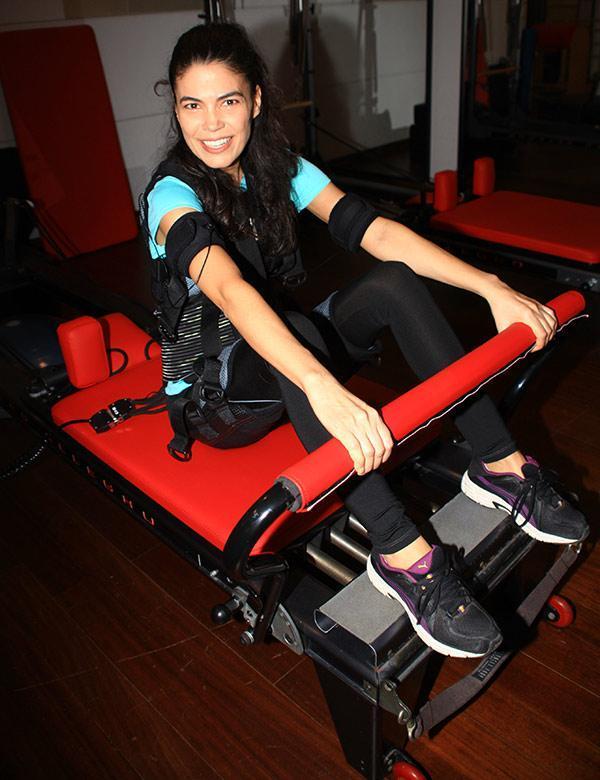 Demet Erdem'in yeni işi şaşırttı - Magazin Haberleri - Milliyet