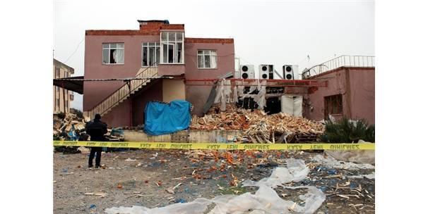 Lapseki'de soğuk hava deposunda patlama: 2 yaralı - Çanakkale Haberleri