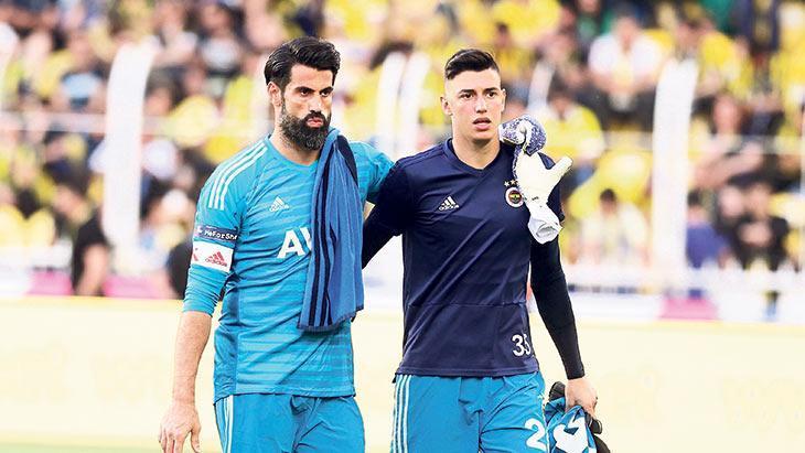 Fenerbahçe kalesine 10 yıllık yatırım! Volkan Demirel farkı ...