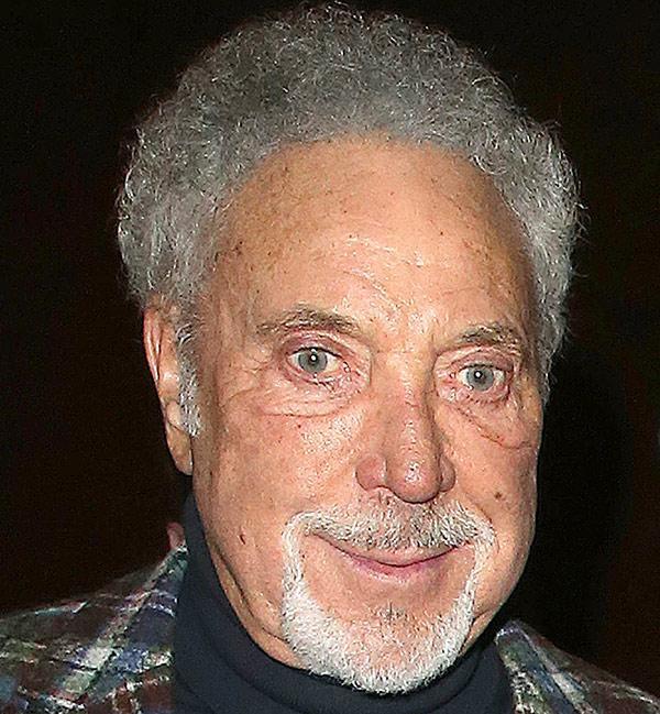 Ünlü şarkıcı Tom Jones hakkında inanılmaz iddia! Eski eşi 'Seni hadım ...