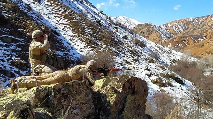 Sivas'ta, komandolardan arazi tarama faaliyeti - Son Dakika Haberler ...