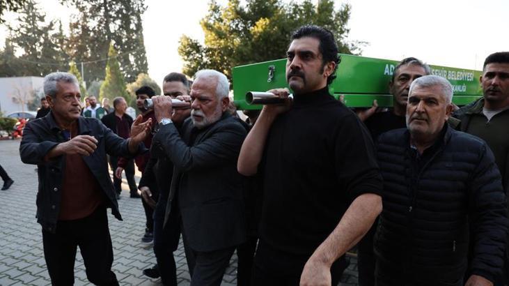 Şarkıcı Bayhan'ın acı günü! Babasını son yolculuğuna uğurladı - Magazin ...