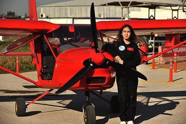 16 yaşında büyük başarı! Türkiye’nin en genç kadın pilot adayı oldu ...
