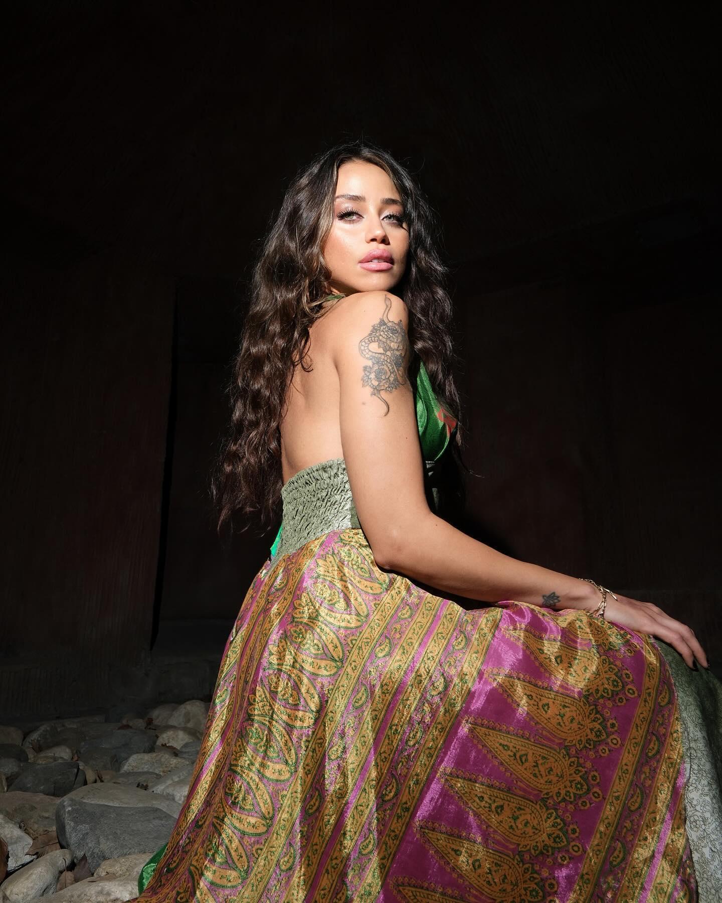 SURVİVOR ZEYNEP ALKAN ELENDİ... Zeynep Alkan kimdir, kaç yaşında ...