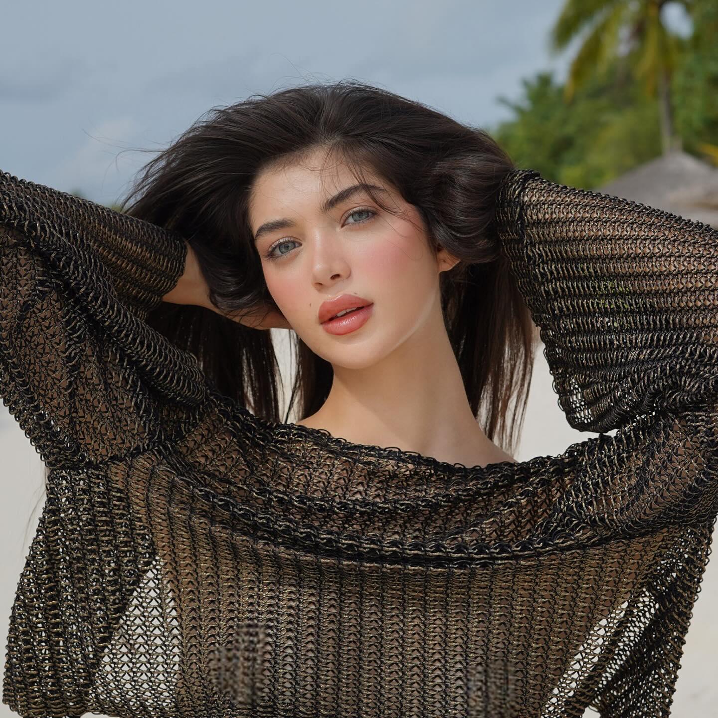 Blok 3 sevgilisi kim? İrem Haznedar kimdir, kaç yaşında? Rapçi Blok 3 ...