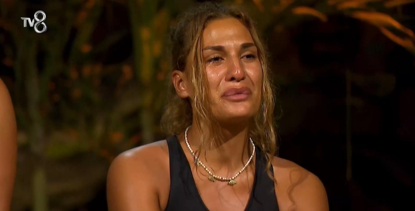 Almeda Baylan diskalifiye mi oldu? Survivor 2025 acil durum konsey ...