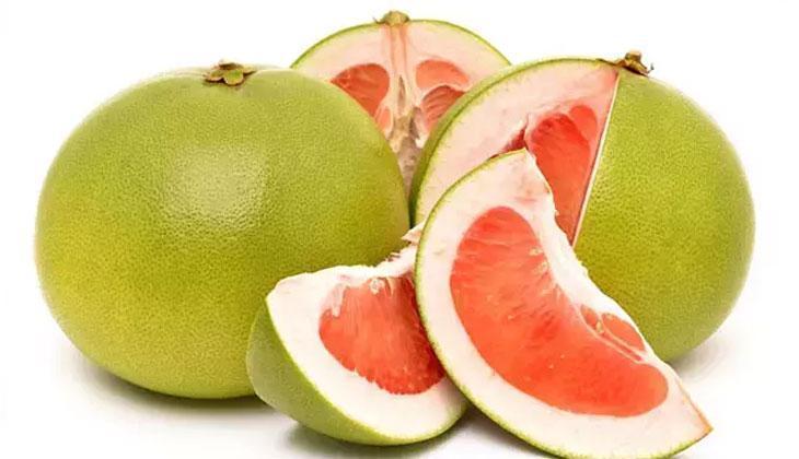 Pomelo meyvesi nedir? Pomelo'nun tadı neye benziyor? Pomelo nerede yetişir?