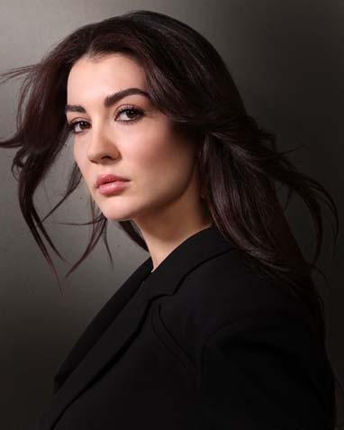 Burcu Özberk’ten olay sözler: Çirkin adam seviyorum - Magazin Haberleri ...