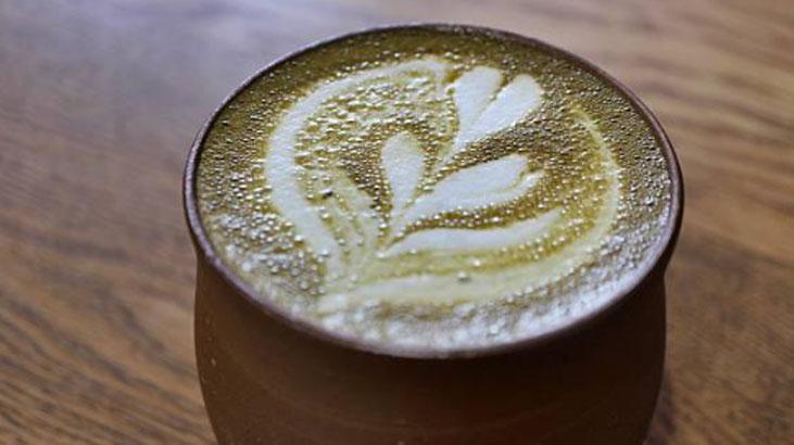 Matcha'dan sonra herkesin favorisi olan içecek! Evde hojicha latte ...