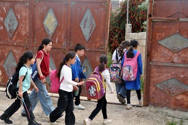Türkiye'nin en sıra dışı mahallesi: Çocuklarına çift isim vermek ...