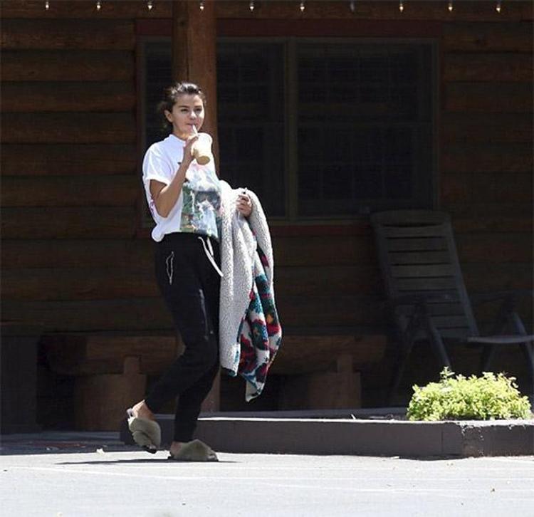 Selena Gomez Caleb Stevens ile aşk mı yaşıyor? - Magazin Haberleri ...