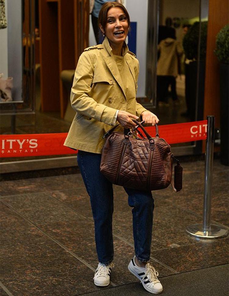 Zeliha Çal, Vietnam'a gidiyor - Magazin Haberleri - Milliyet