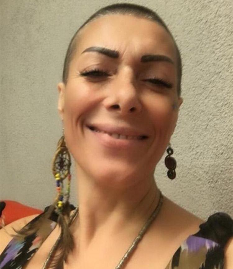 SON DAKİKA: Şarkıcı Gülay Sezer üçüncü kez kanser oldu! - Magazin ...