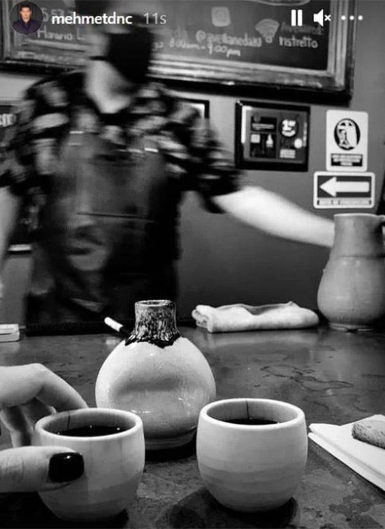 Paylaşımı ele verdi! Hadise ve Mehmet Dinçerler çifti tatilde ...