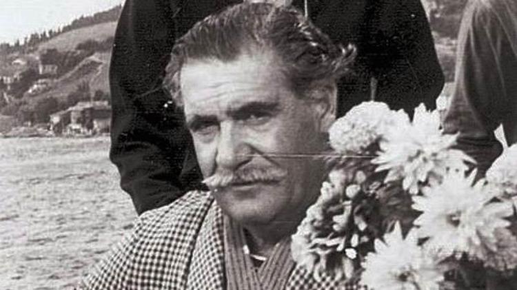 Hulusi Kentmen'in babacan rollerde oynadığı 10 film - Molatik Sanat