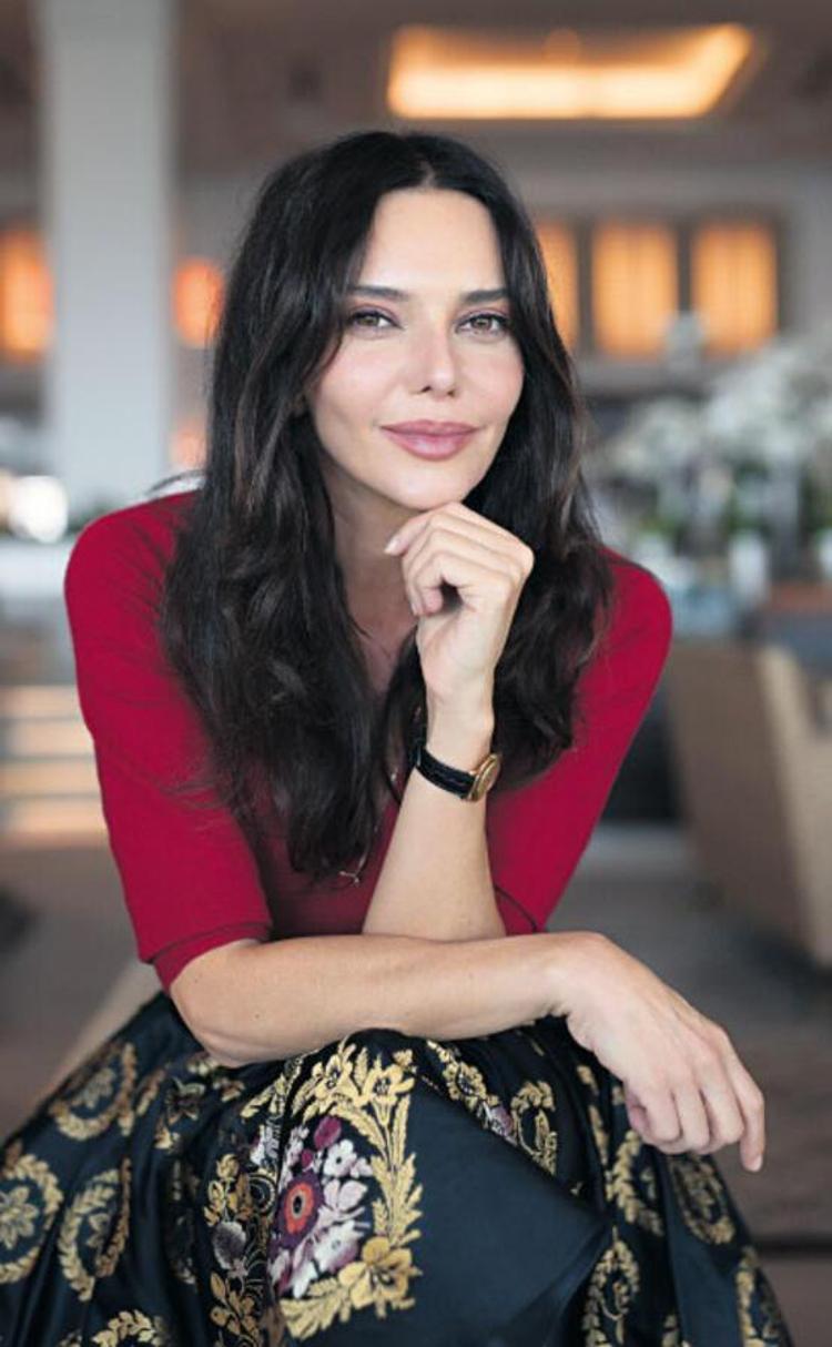 Hande Ataizi annesini kontrole götürdü - Magazin Haberleri - Milliyet