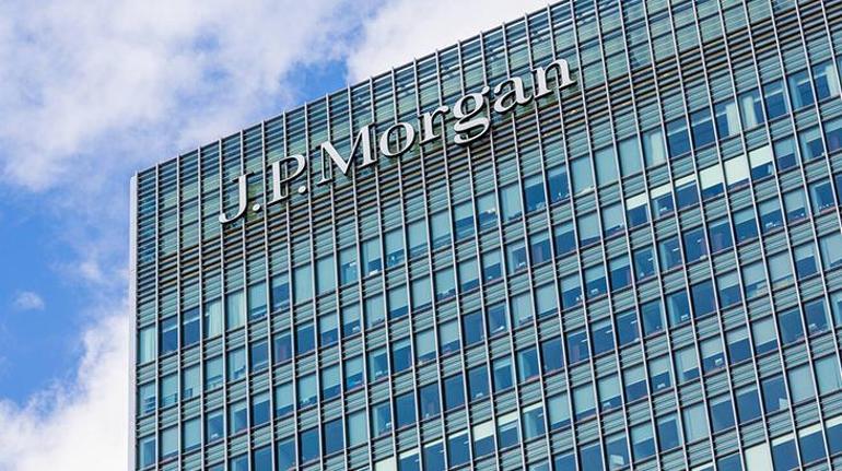 JP Morgan Titanik’i batırıp en büyük oldu! Rakiplerini bindirip ...