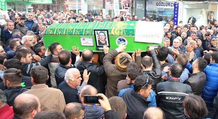Tek teker Arifin cenazesi toprağa verildi - Son Dakika Haberleri Milliyet