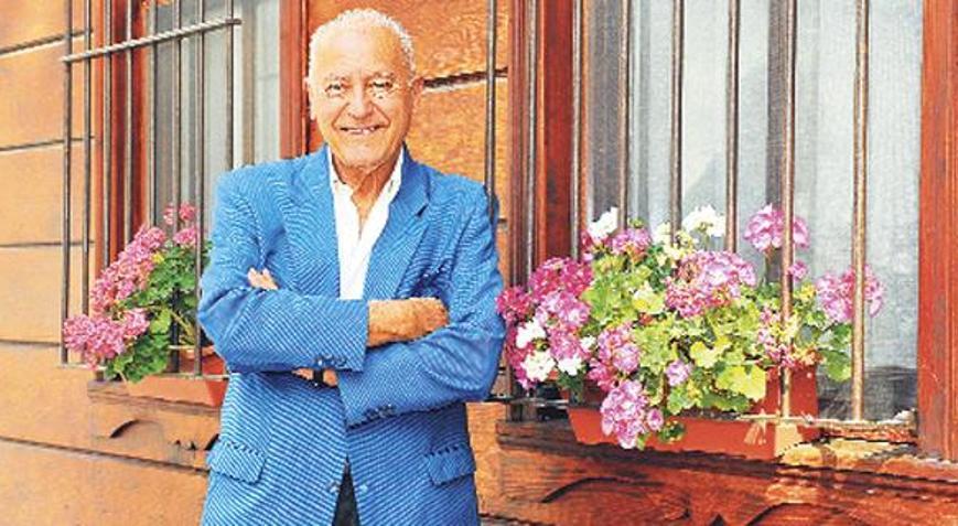 20 yıl aradan sonra yeniden Tunç Okan... - Pazar