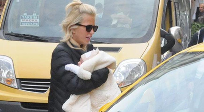 Aman bebek üşümesin - Magazin Haberleri - Milliyet