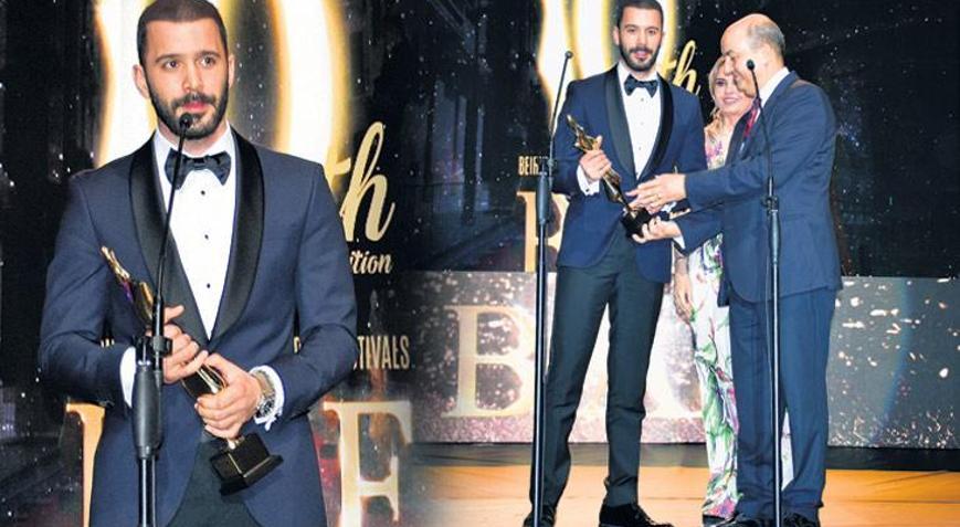 Büyük onur Arduç'a - Magazin Haberleri - Milliyet