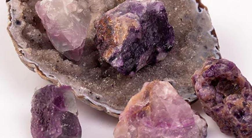 Florit Taşı Nedir, Nasıl Oluşur? Florit Taşının Özellikleri, Anlamı Ve ...