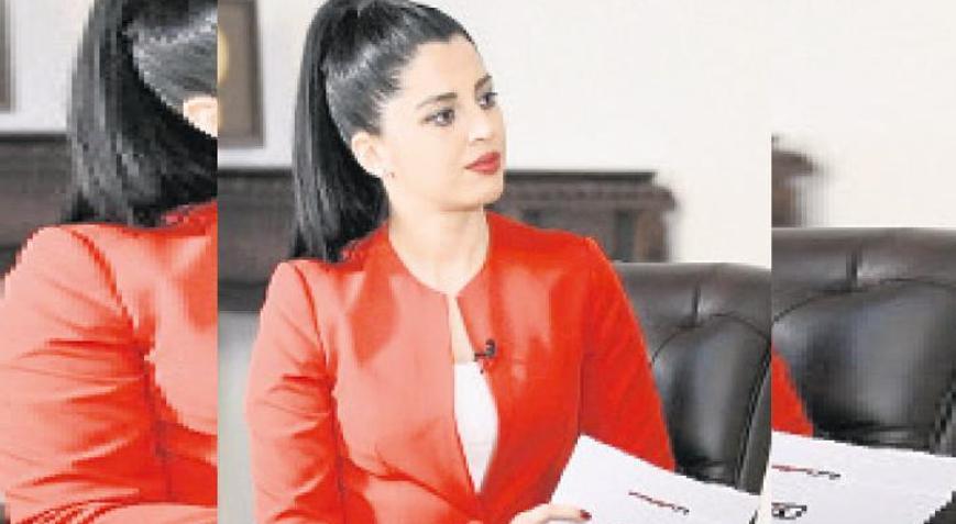 Ege Haberleri - İzmirli Eda Eren, yeni kanalında göreve başladı - Ege Haberleri