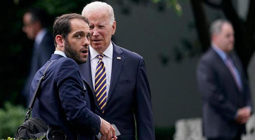 Joe Biden'ın asistanı görevi bıraktı - Son Dakika Milliyet
