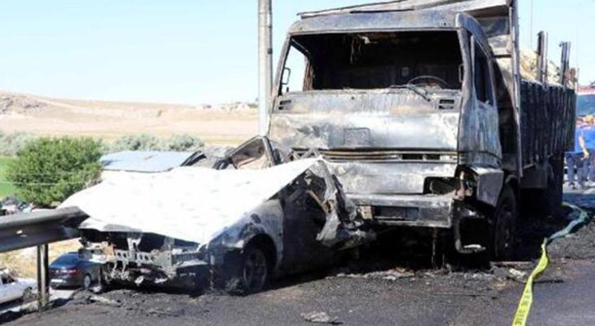 2 kişinin öldüğü kazada kamyon şoförü, asli kusurlu çıktı - Güncel ...