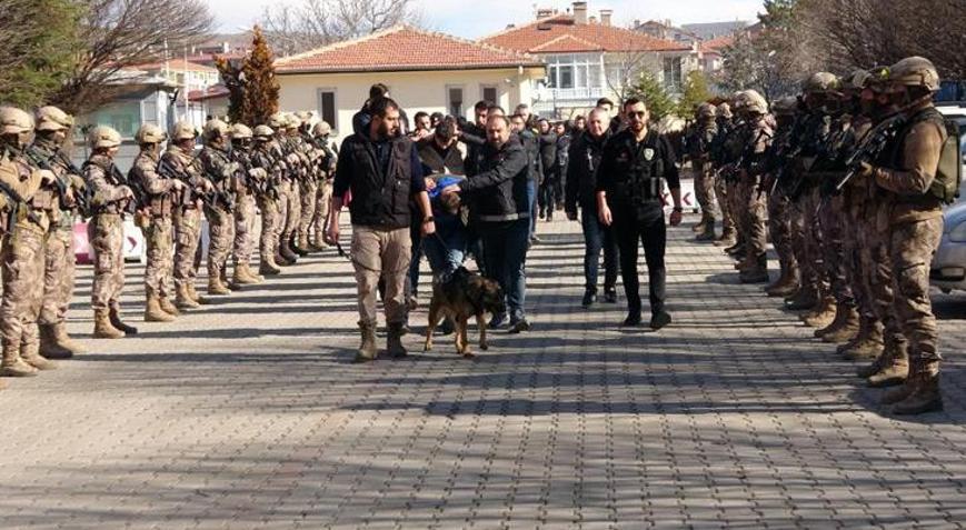 Yozgat merkezli 4 ilde uyuşturucu operasyonu: 39 gözaltı - Son Dakika ...