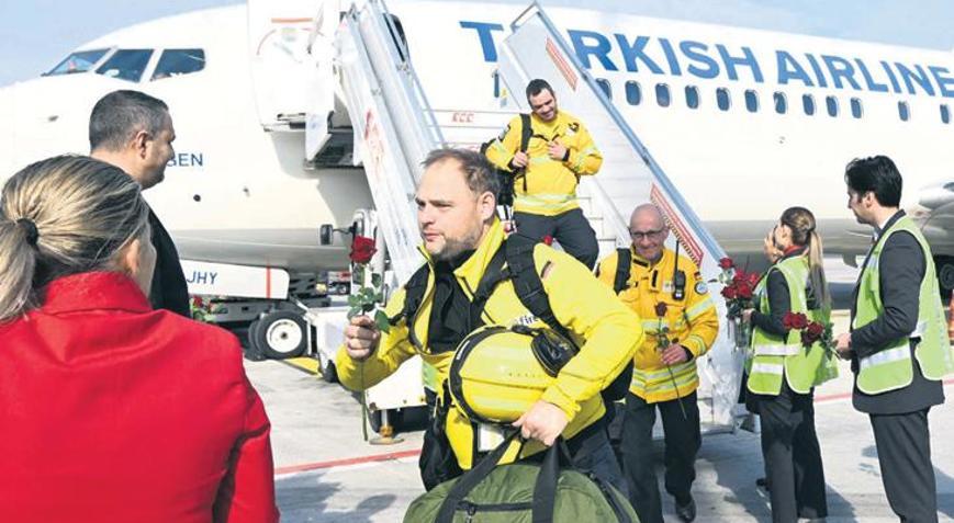 Kimisi kaldı, kimisi de dönüyor - Haberler Milliyet