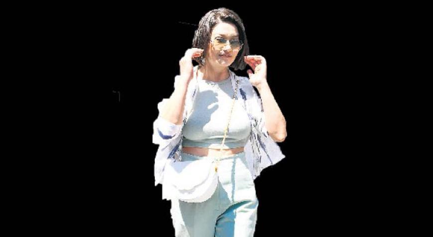 Alanur için ayakkabı baktı - Magazin Haberleri - Milliyet