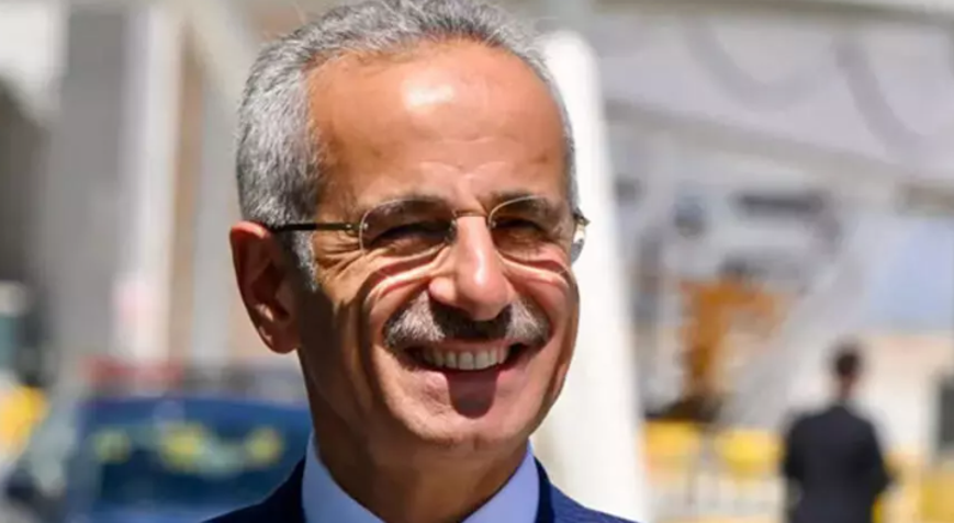 Bakan Uraloğlu: İstanbul Havalimanı, Avrupa'da en iyi kargo trafiğine ...