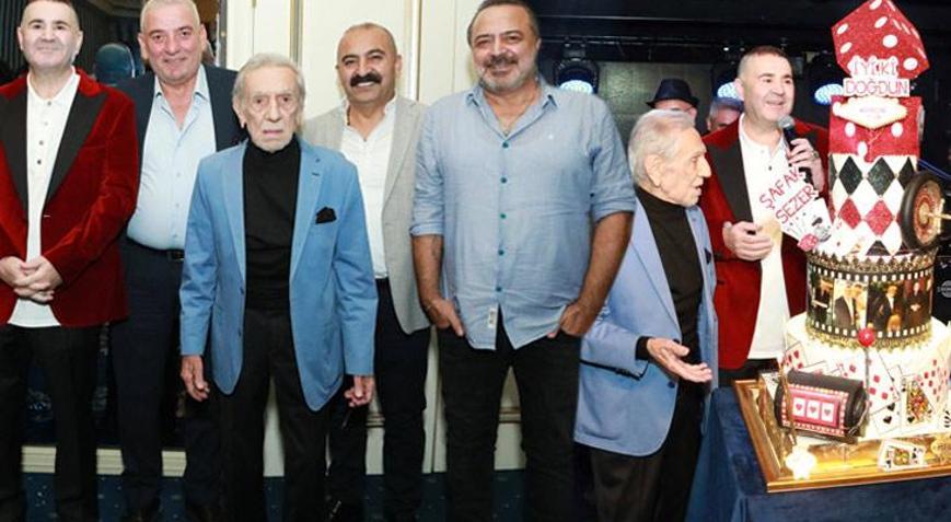 'Kolpaçino' ekibi kutlama yemeğinde buluştu! 'Olay olacağız' - Magazin ... 'Kolpaçino' ekibi kutlama yemeğinde buluştu! 'Olay olacağız' - Magazin ...