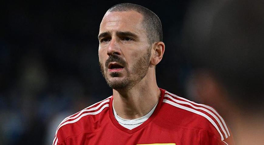 SON DAKİKA HABER: Fenerbahçe Leonardo Bonucci'yi renklerine bağladı ...