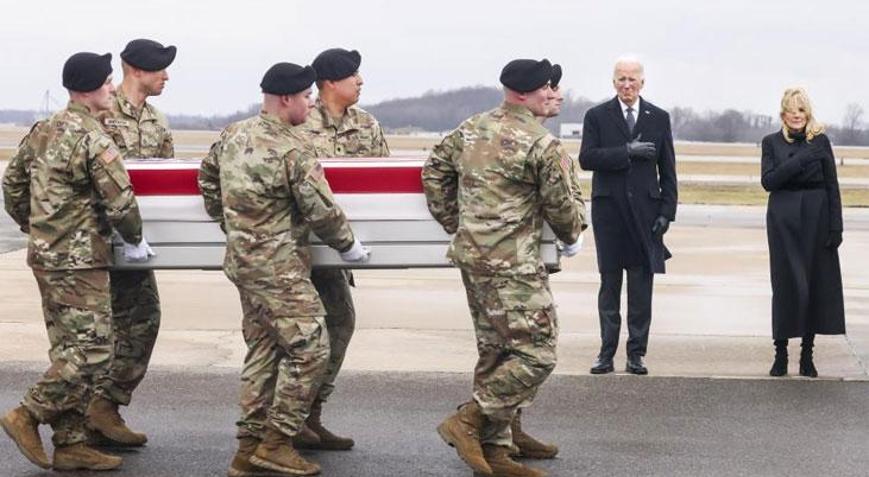 Biden 3 ABD askeri için düzenlenen törene katıldı - Haberler Milliyet