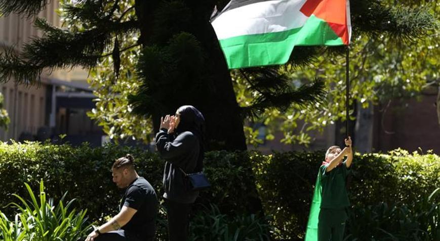 Sidney'de Filistin bayraklı evin önüne el bombası yerleştiren kişiye 12 ...