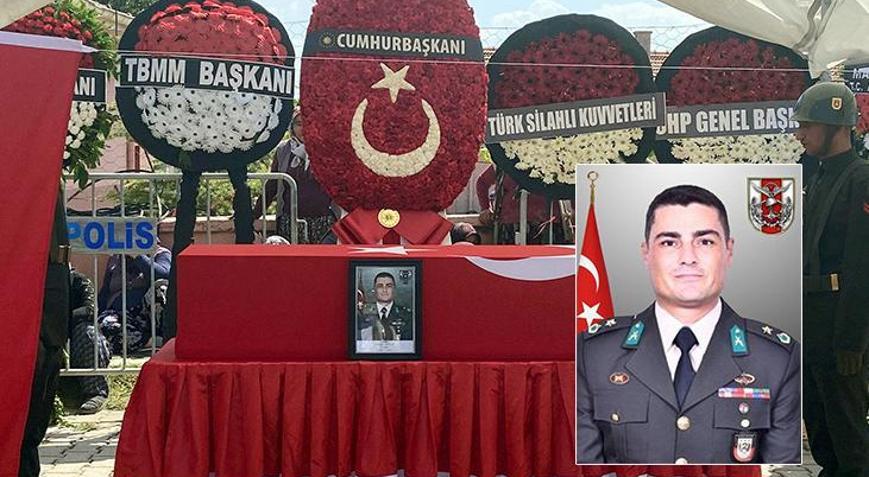 Şehit Binbaşı Osman Ayan son yolculuğuna uğurlandı - Son Dakika Milliyet
