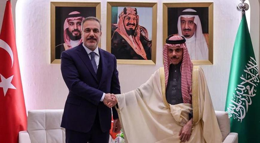 Dışişleri Bakanı Hakan Fidan, Suudi Arabistanlı mevkidaşı Al Suud ile ...