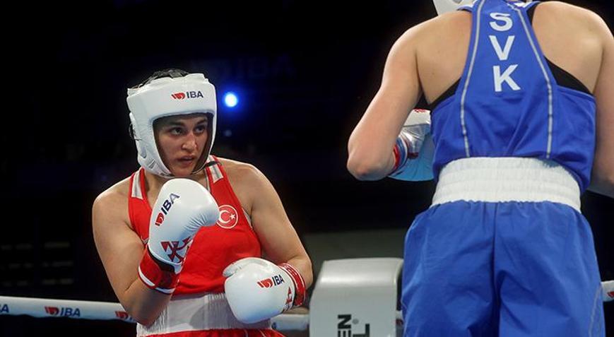 Busenaz Sürmeneli, Dünya Boks Şampiyonası'nda finalde!