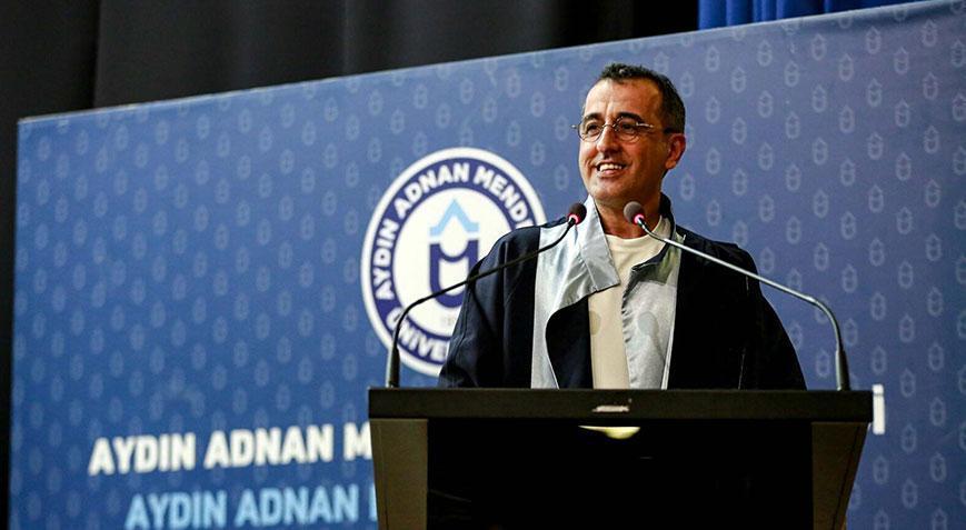 Üniversitede güvenlik görevlisiydi, şimdi fakülte birincisi! ‘Kimse ...