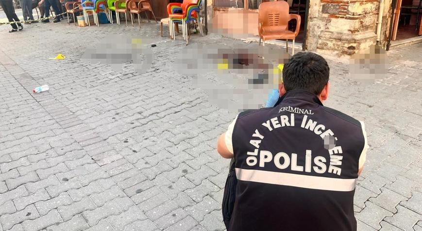 Manisa’da pompalı tüfekli saldırıda 2 kişi yaralandı; o anlar kamerada ...