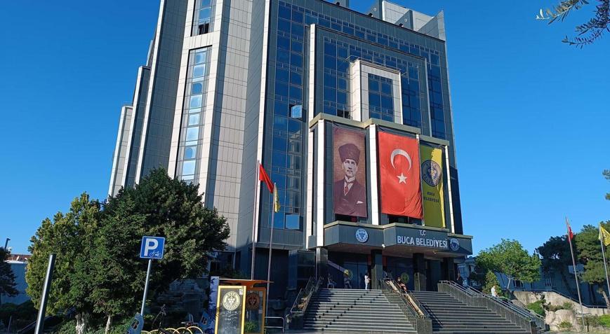Buca Belediyesi’ne operasyonda adli kontrolle serbest kalanlar için ...